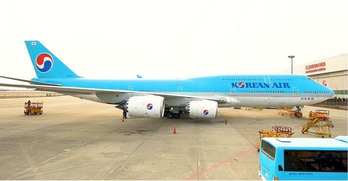 [영상] 대한항공 보잉 747-8i 기종 캐빈 내부의 이모저모