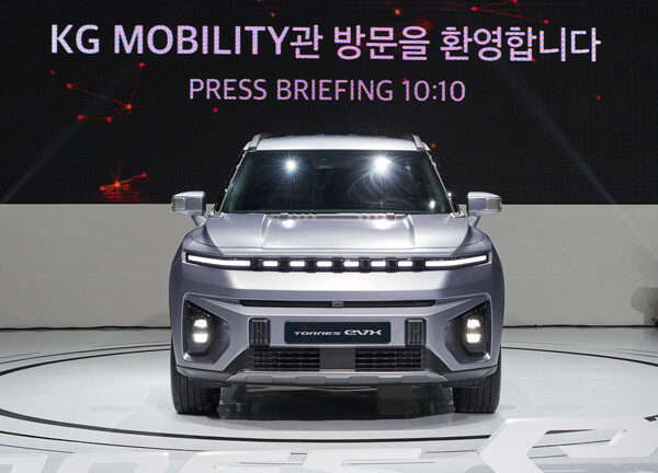 KG 모빌리티, ‘중형 전기 SUV’ 토레스 EVX 사전계약 실시.. 1회 충전 약 500km 주행 가능